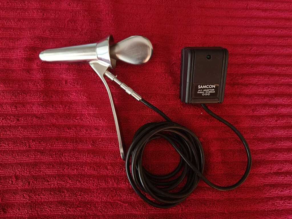 Proctoscope with Light Source Adapter Type